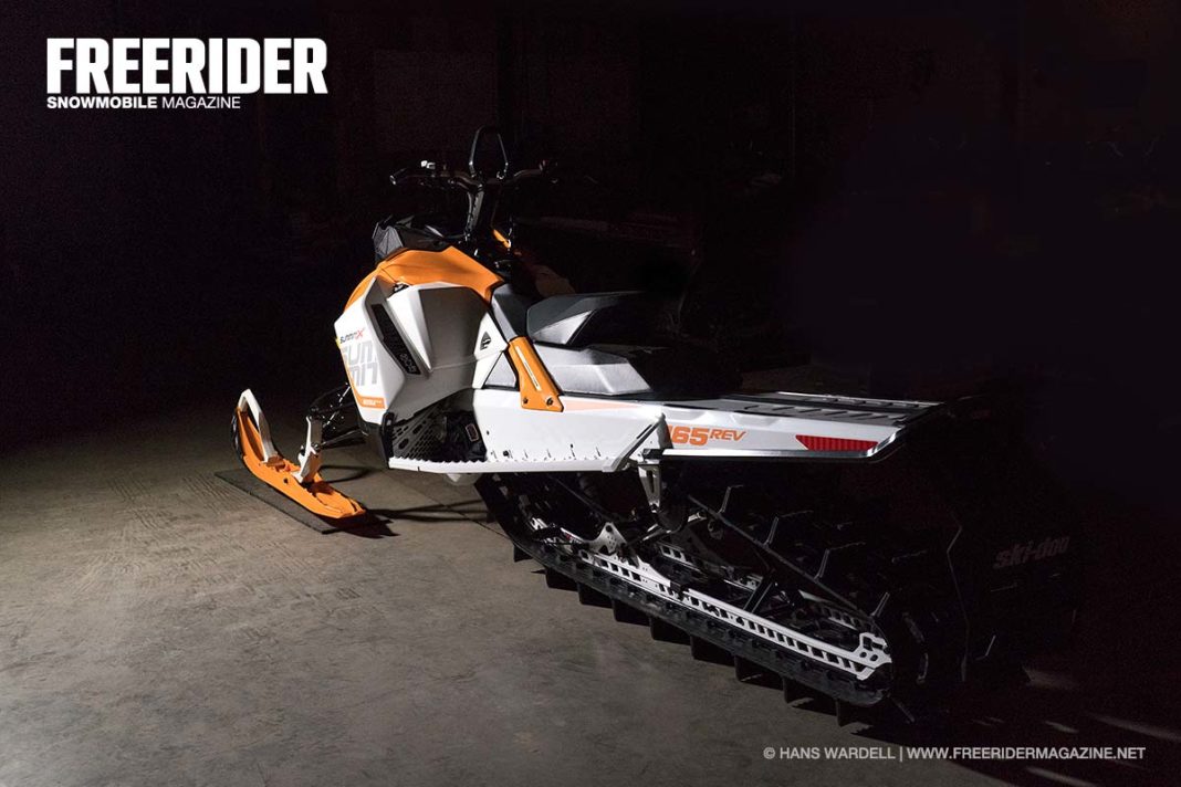 2017 Ski-Doo Summit X 850 E-TEC 165" - Freerider Snowmobile Magazine